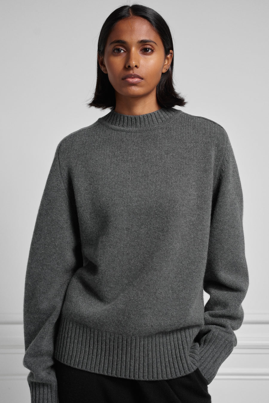 extreme cashmere crewneck sweater n123 bourgeois
