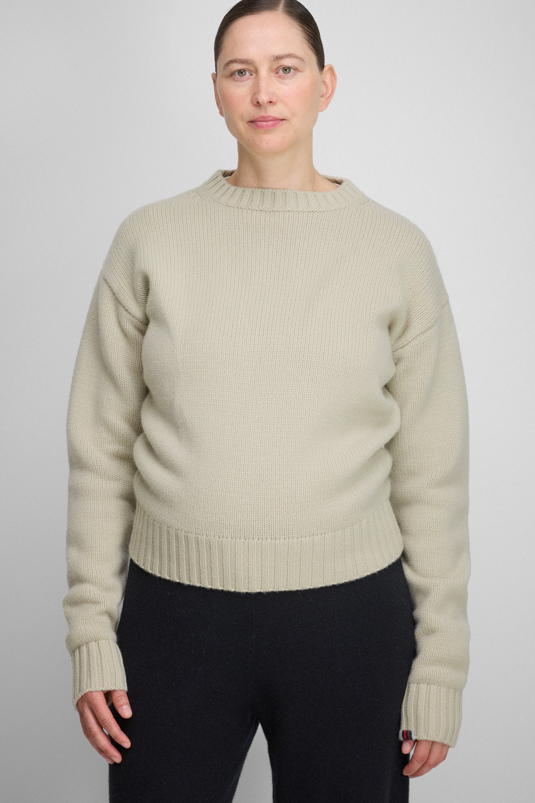 extreme cashmere crew-neck sweater pure – 373 oldie – extreme cashmere x